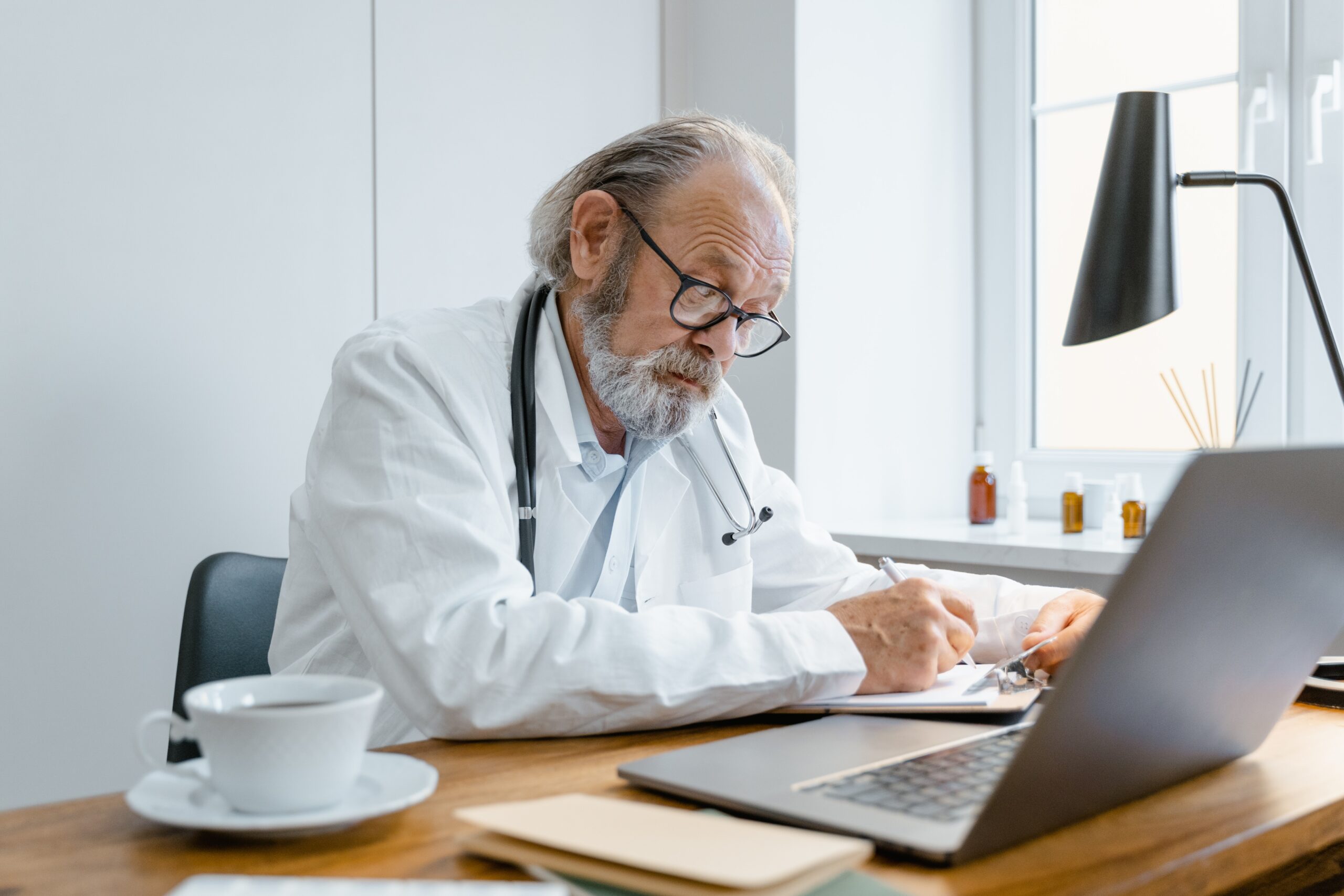 Doctor’s Notes: When Should An Employer Ask For One? | go2HR